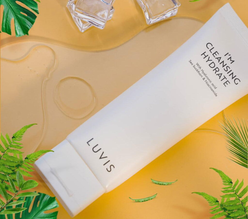 REVIEW Gel rửa mặt ngậm nước Hắc Mai Biển LUVIS (I’m Cleansing Hydrate)